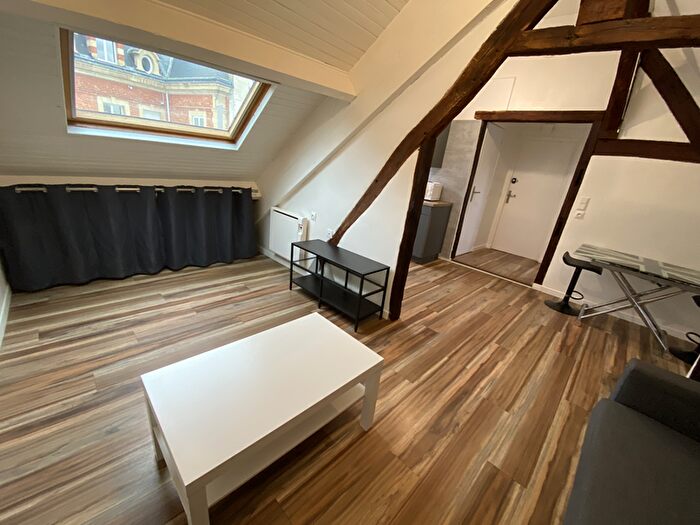Appartement à louer - Dreux, Centre-ville - 1 pièce