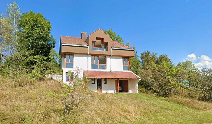 Maison à vendre - La Planée - 7 pièces - 4 chambres