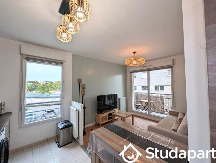 Appartement à louer - Touleuses-Bocages, Cergy - 1 pièce - 1 chambre