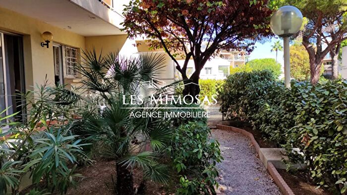 Appartement à vendre - Fréjus, Fréjus Plage - 3 pièces - 2 chambres