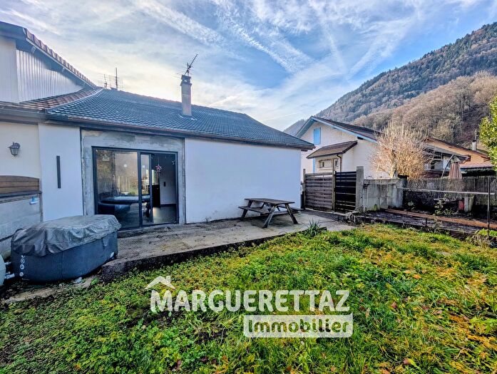 Maison à vendre - Marignier - 4 pièces - 2 chambres