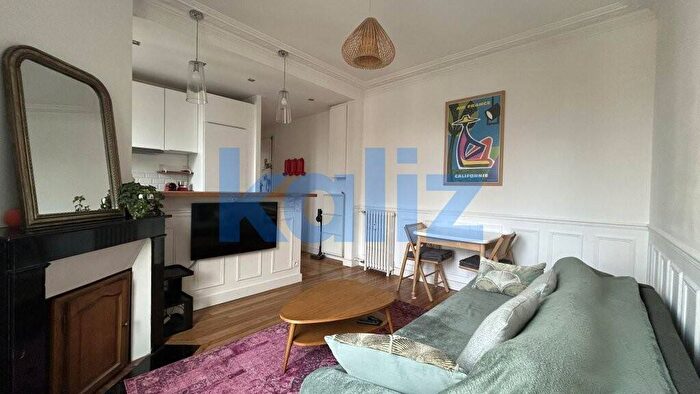 Appartement à louer - Agent Sarre-Centre-Les Vallées-La Garenne, Colombes - 2 pièces - 1 chambre