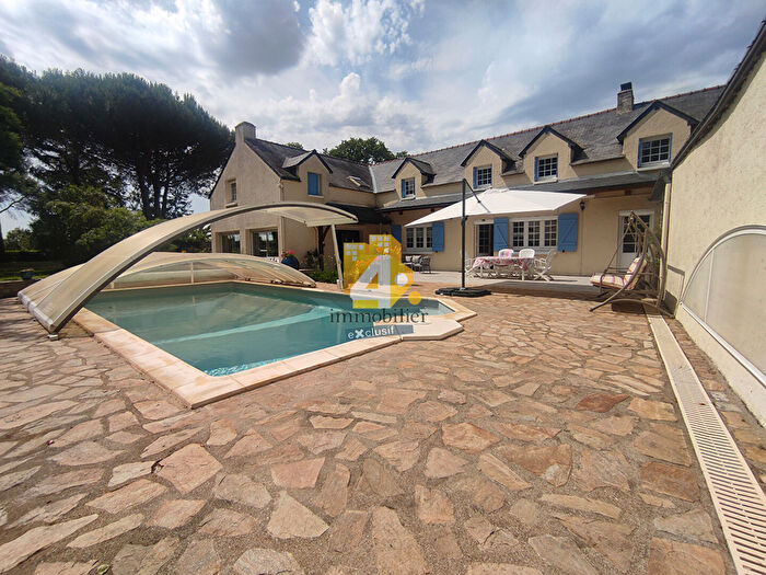 Maison 8 pièces à Sainte-Anne-sur-Brivet, à vendre