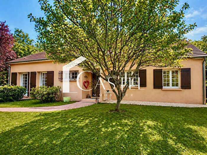 Maison 12 pièces à vendre à Orgeval