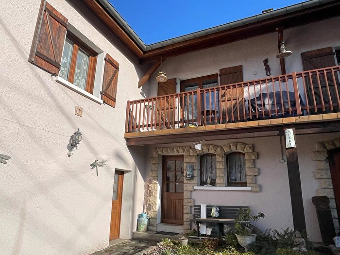 Maison à vendre - Saint-Joire - 9 pièces - 3 chambres