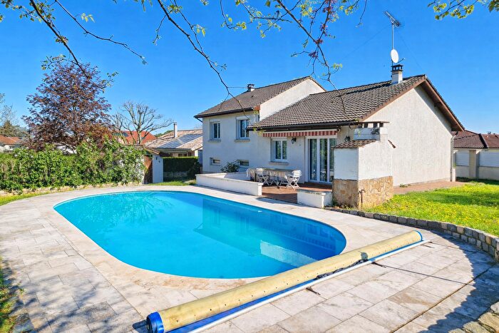 Maison à vendre - Villette-dAnthon - 4 pièces - 3 chambres