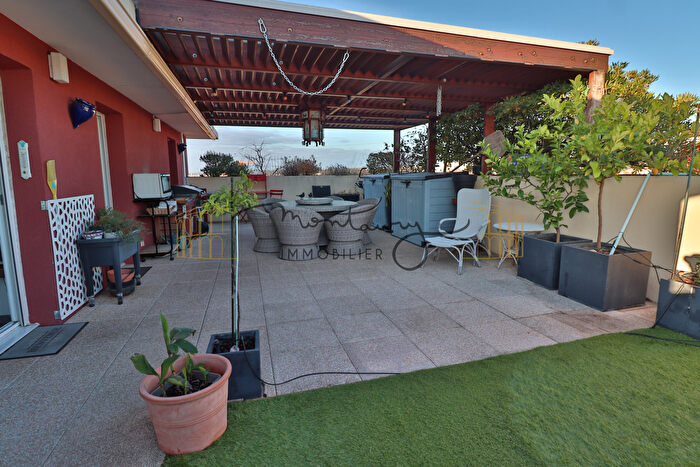 Appartement à vendre - Nîmes, Ville Active - 3 pièces - 2 chambres