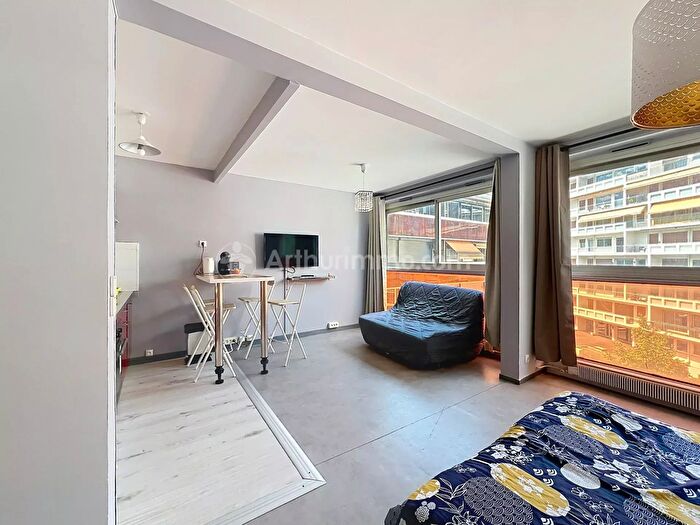 Clermont-Ferrand, Jaude, Fontgiève Saint-Alyre : Appartement 1 pièce à louer