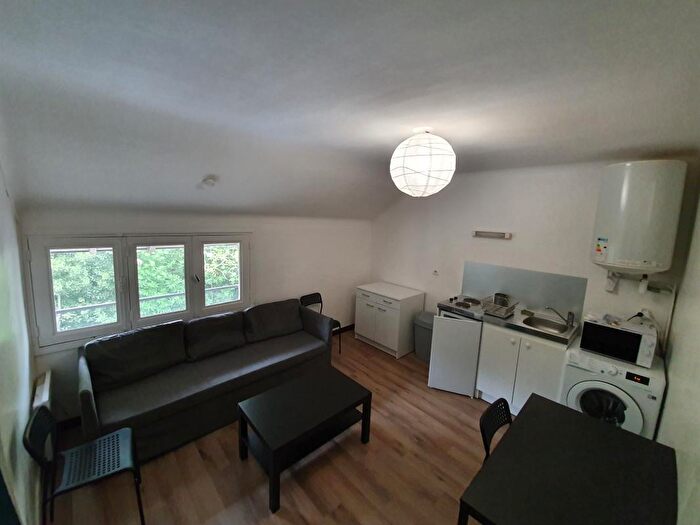 Appartement à louer - Nantes, Saint-Clément, Jardin des plantes, Caserne Lamoricière - 2 pièces - 1 chambre