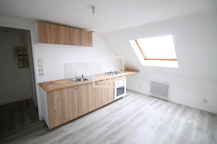 Appartement à louer - Calais - 2 pièces - 1 chambre