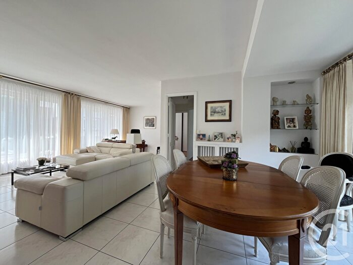 Maison à vendre - Wasquehal, Centre-ville, Pharos, Site Saint-Nicolas - 4 pièces - 3 chambres