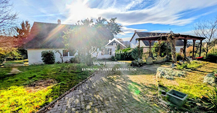 Maison à vendre - Descartes - 5 pièces - 3 chambres