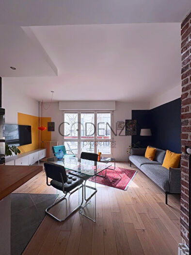 Appartement à louer - Paris e  - 2 pièces - 1 chambre