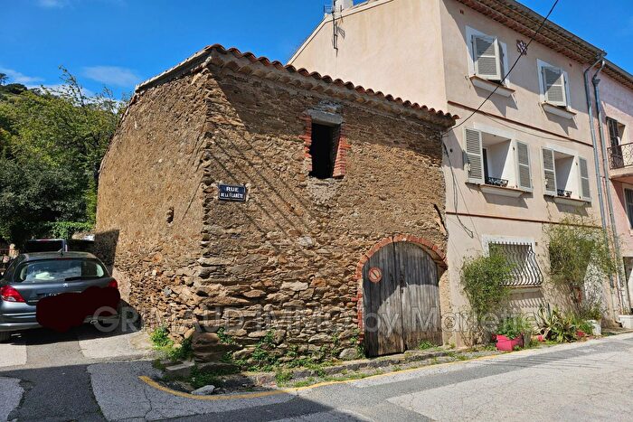 Maison à vendre - La Garde-Freinet - 2 pièces - 1 chambre