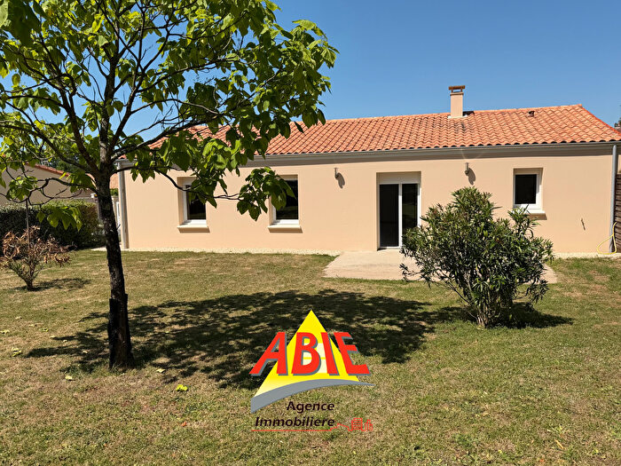 Saint-Hilaire-des-Loges : Maison 4 pièces à vendre