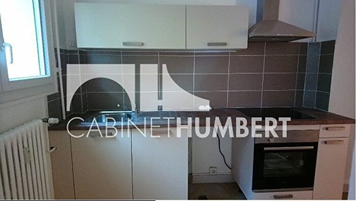 Appartement à louer - Saint-Étienne, La Métare, Le Portail Rouge, Fauriel, Villeboeuf - 3 pièces - 2 chambres