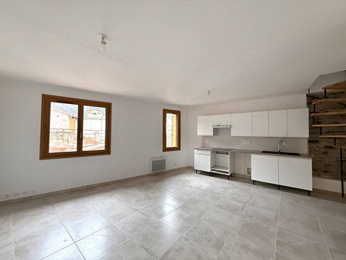 Appartement à louer - Arles-sur-Tech - 3 pièces - 1 chambre