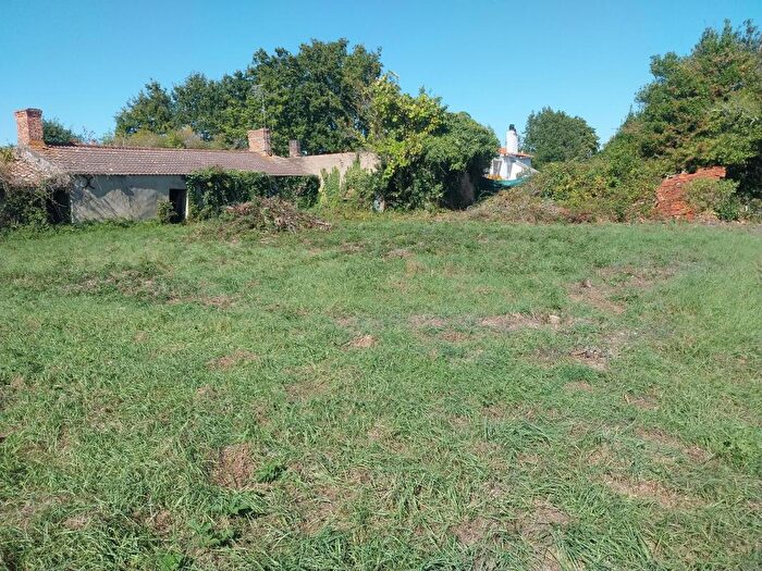 Soullans : Maison 2 pièces à vendre