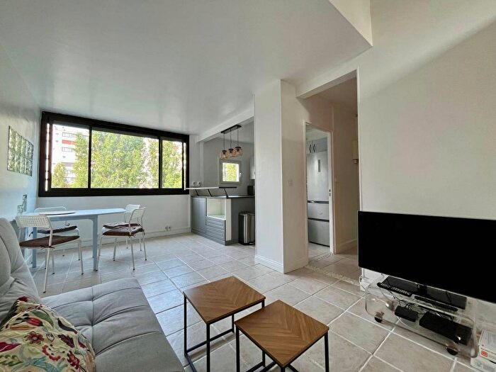 Appartement 3 pièces à louer à Peupleraie, Fresnes
