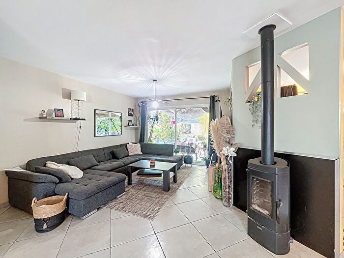 Maison à vendre - Vendres - 4 pièces - 3 chambres