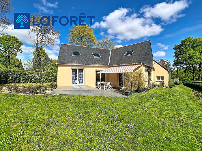 Maison à vendre - Malguénac - 6 pièces - 4 chambres