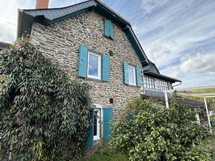 Maison à vendre - Aramits - 6 pièces - 5 chambres