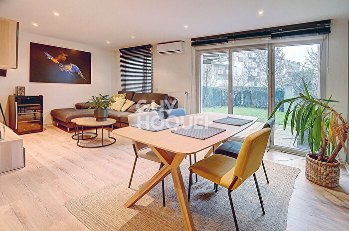 Appartement à vendre - Vaulx-en-Velin, Le Pont des Planches - 3 pièces - 2 chambres