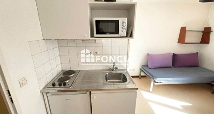 Bizillon-Centre Deux, Saint-Étienne - Appartement 1 pièce à louer