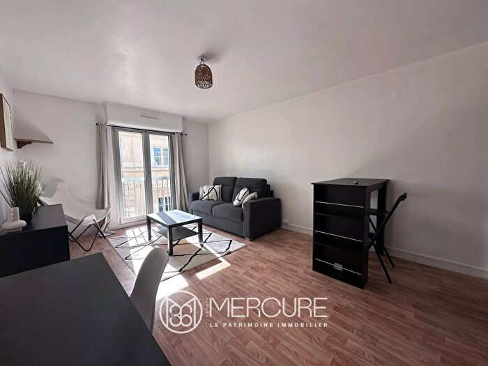 Trois Quartiers-Centre Ville, Poitiers - Appartement 1 pièce à louer