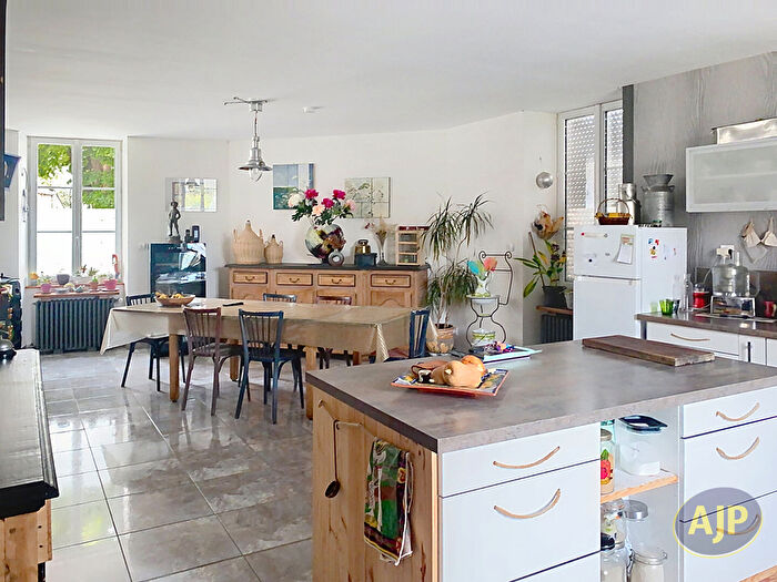 La Prévière : Maison 7 pièces à vendre