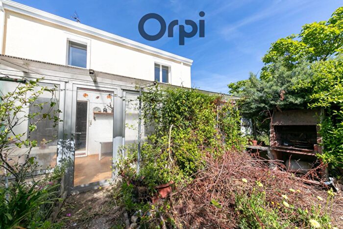 Saint-Estève - Maison 4 pièces à vendre