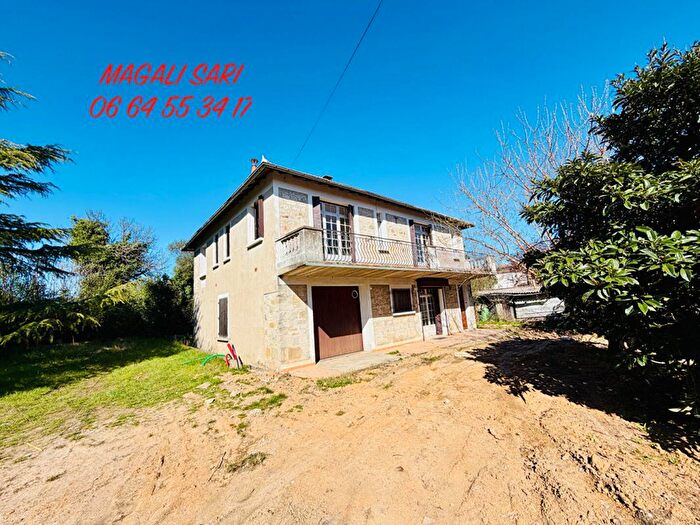 Maison à vendre - Alès, Brésis, Prés Rasclaux - 8 pièces - 4 chambres