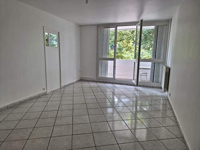 Villepinte, Pasteur : Appartement 3 pièces à vendre