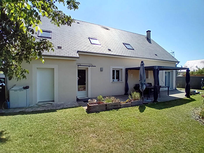 Maison à vendre - Luynes - 7 pièces - 5 chambres