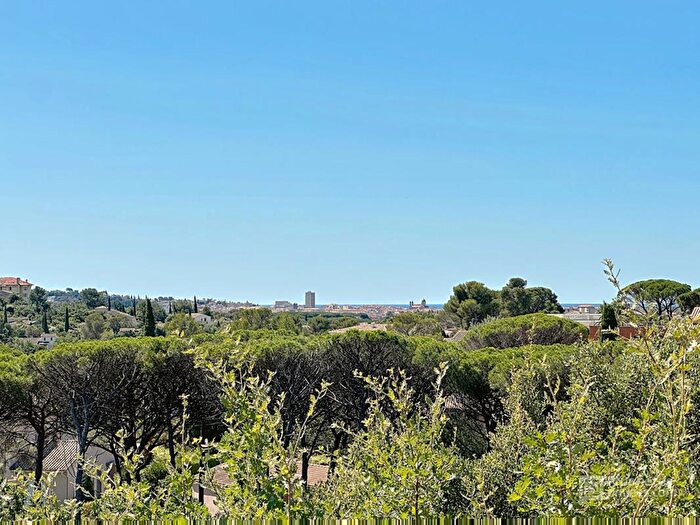 Maison à vendre - Fréjus, La Tour de Mare - 7 pièces - 3 chambres