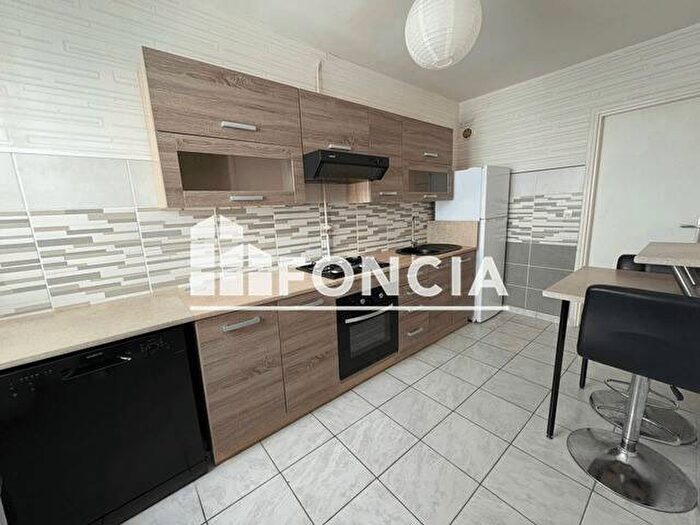 Les Fontaines, Tours - Appartement 2 pièces à louer