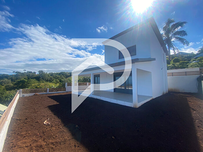 Maison à vendre - Petite-Île, Centre-ville, Piton du Calvaire - 4 pièces - 3 chambres