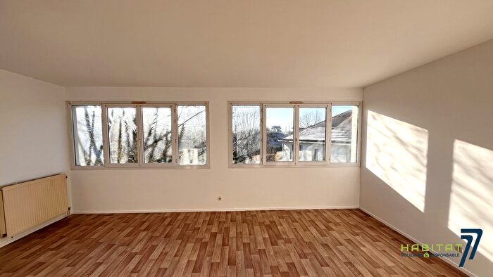 Appartement à vendre - Magny-le-Hongre - 2 pièces - 1 chambre