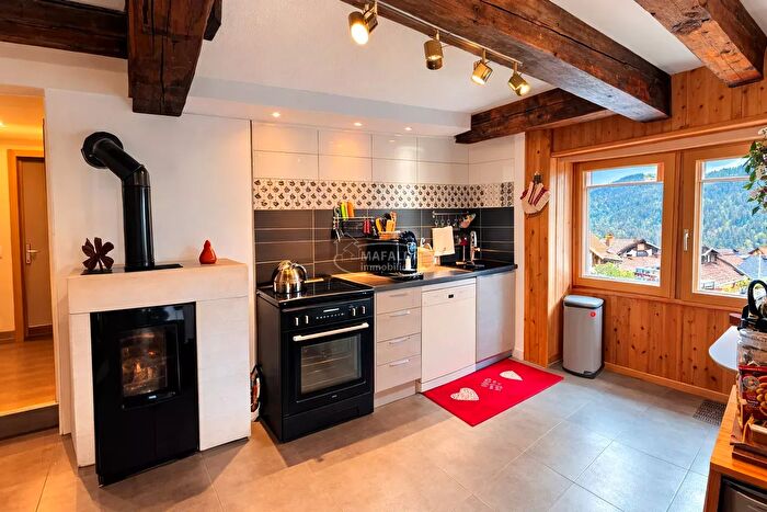 Maison à vendre - Nancy-sur-Cluses - 5 pièces - 3 chambres