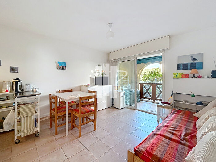 Appartement à vendre - Fréjus, Fréjus Plage - 2 pièces - 1 chambre