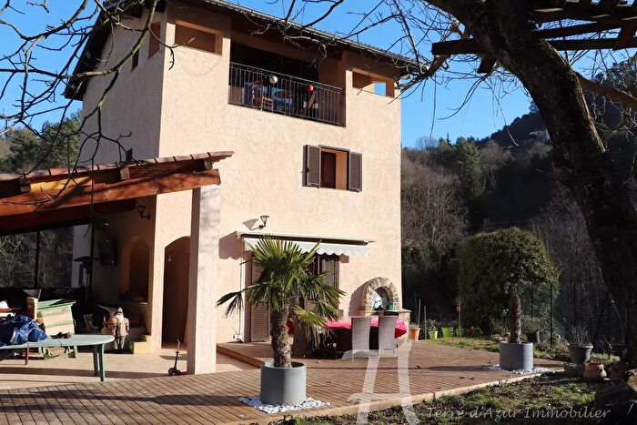 Maison à vendre - Sospel - 4 pièces - 3 chambres