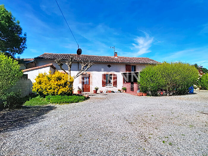 Maison 5 pièces à vendre à Saint-Clar-de-Rivière