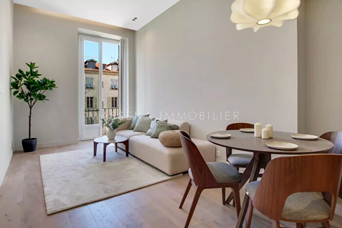 Appartement 3 pièces à Nice, Carabacel, à vendre