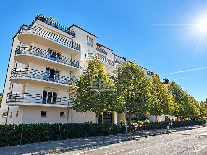 Orléans, La Croix Saint-Marceau, La Mouillère, Pré Pinson : Appartement 3 pièces à vendre
