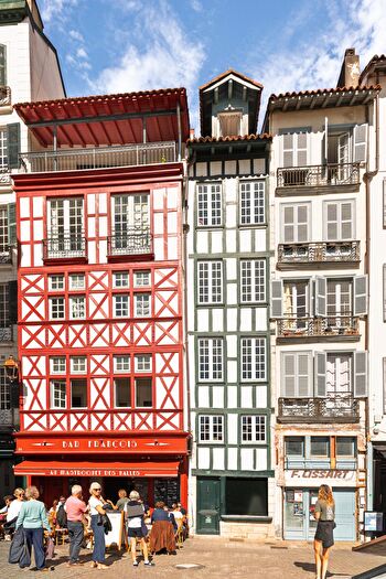 Maison 9 pièces à vendre à BayonneBayonaBaiona