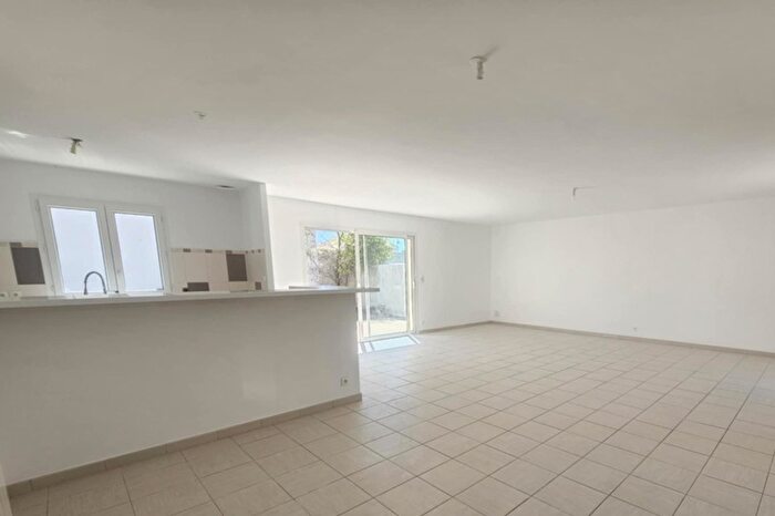 Maison à vendre - Saint-Christophe - 4 pièces - 3 chambres