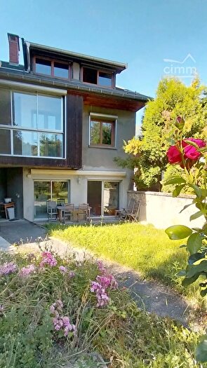 Saint-Jean-de-Maurienne : Maison 10 pièces à vendre
