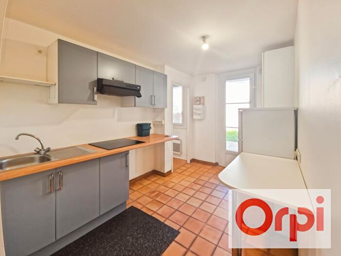 Appartement à louer - Merville - 3 pièces - 2 chambres