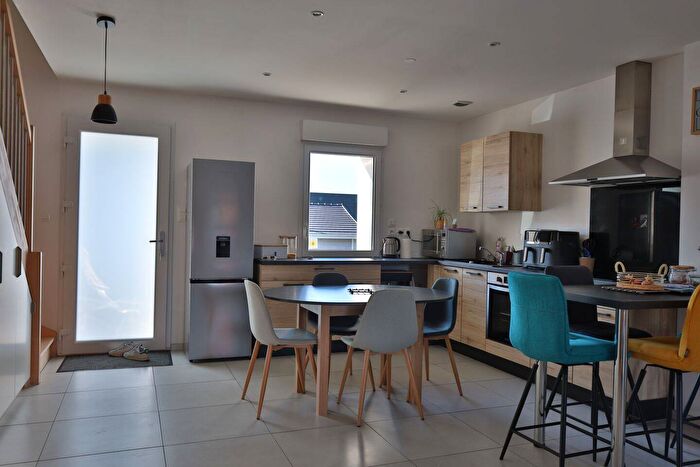 Appartement 4 pièces à louer à Oytier-Saint-Oblas