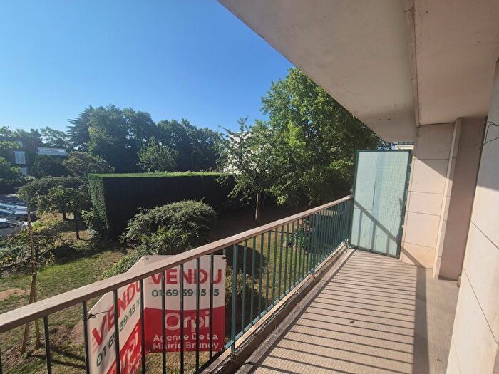 Appartement à vendre - Brunoy, Sud - 3 pièces - 1 chambre